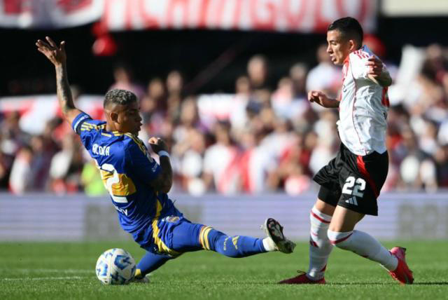 Boca Juniors vs River: dónde ver EN VIVO superclásico con colombianos