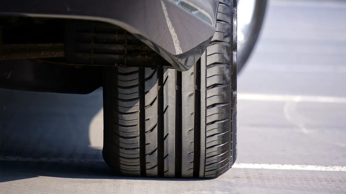 How to Maintain Tyre Pressure During Summer to Avoid Bursting and Accidents