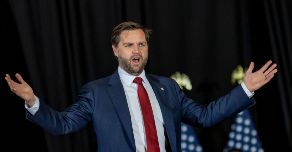 JD Vance avslöjar hur det är att arbeta under Trump i ett ovanligt ...