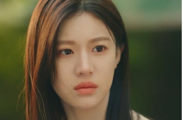 What a s! What a s..Ko Yoon-jung was surprised by her sharp swearing-in ...