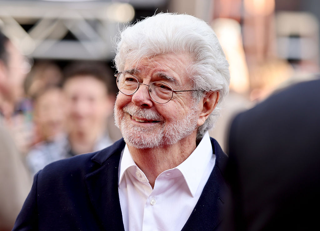 George Lucas Shares Bizarre Reason Yoda Speaks in Reverse in Star Wars ...