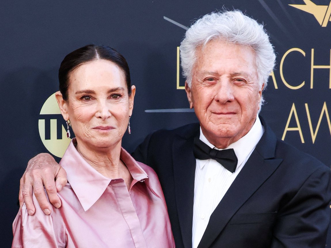 Dustin Hoffman: Sweet appearance with his wife Lisa