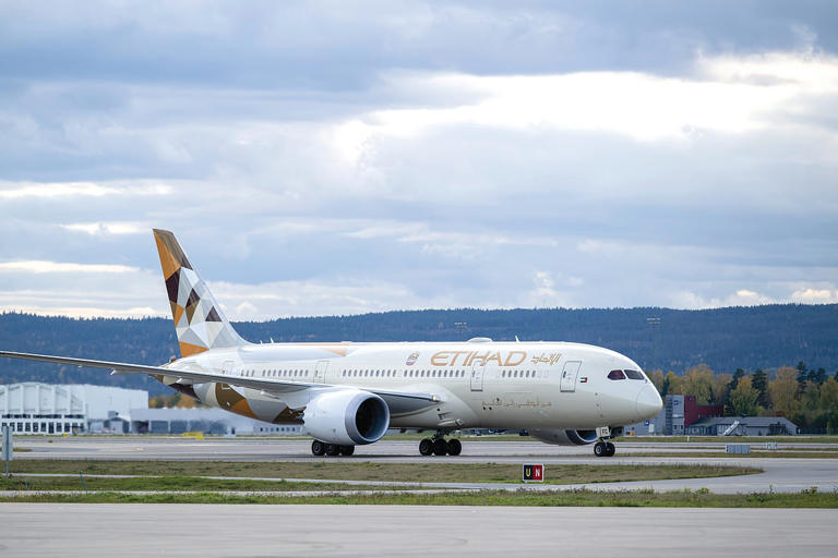 Etihad Airways committed to 34 million target despite tariff row ...