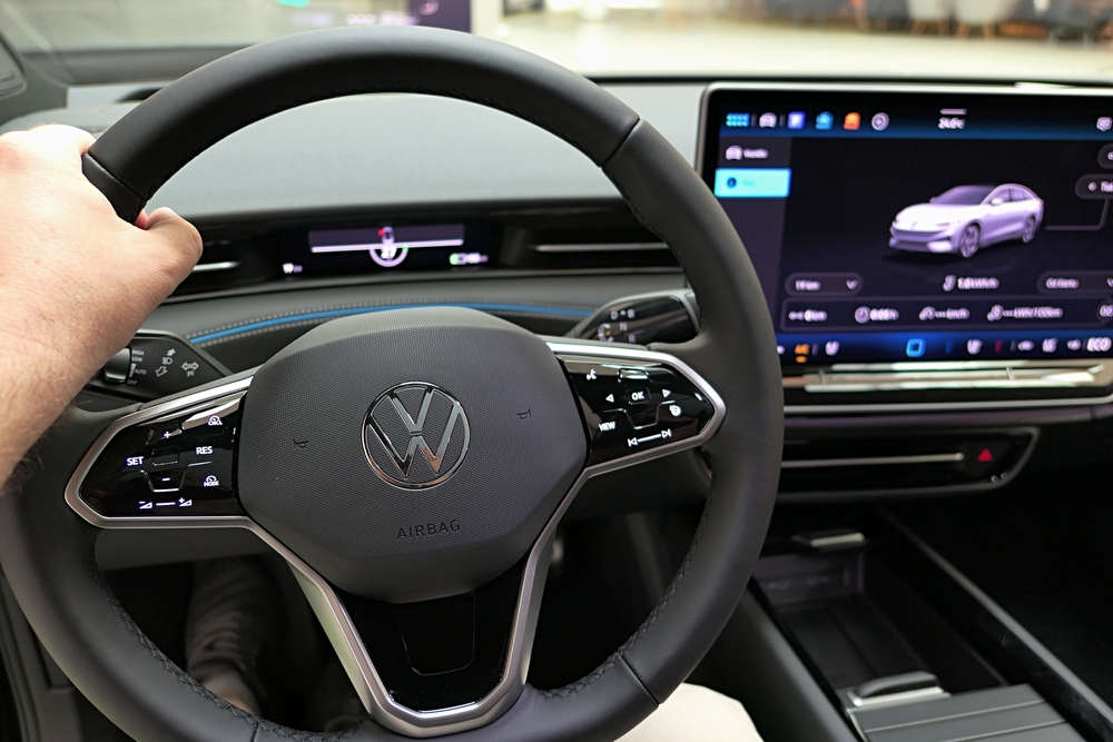 One in Four Drivers Regret Buying High-Tech Cars