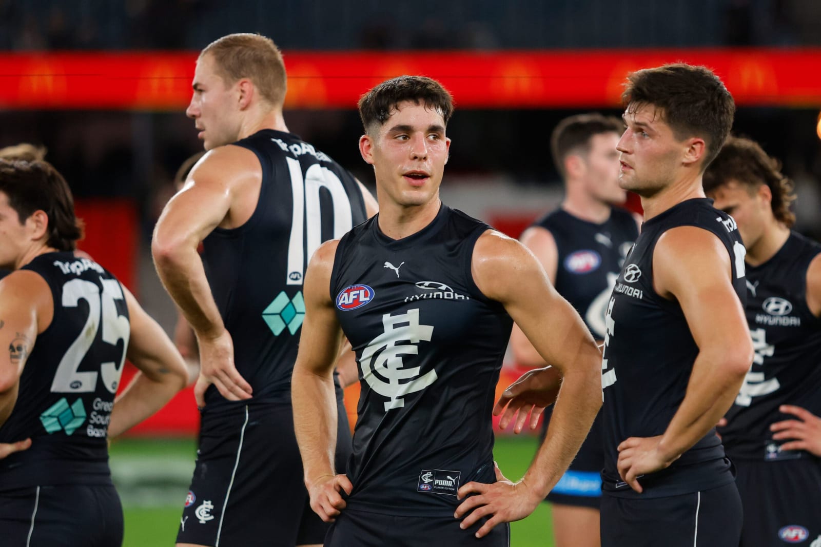 AFL MRO: Carlton star suspended, Hawk charged for kicking