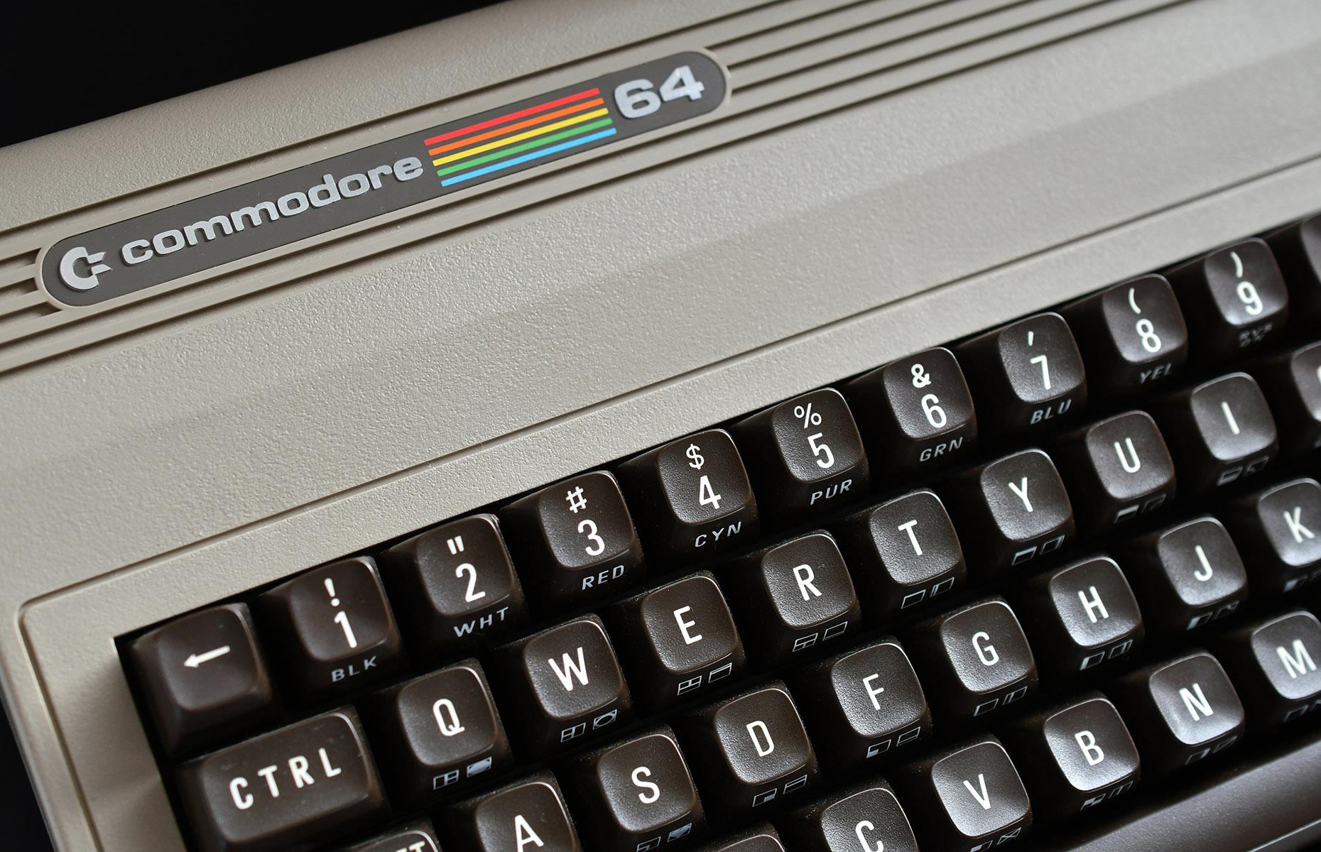 27 Computer und Konsolen von früher, die heute viel wert sind
