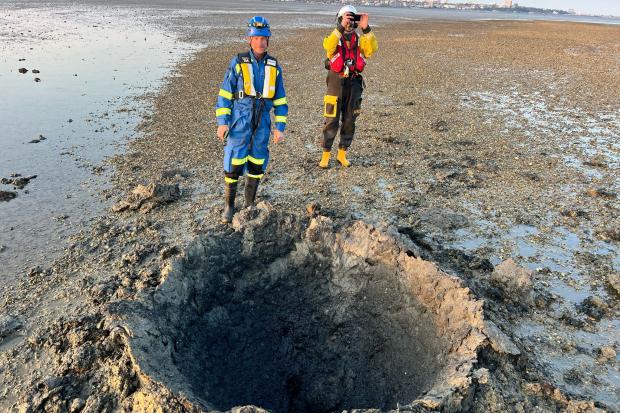 'Loud bang' as army bomb squad explode German WW2 shell on south Essex ...