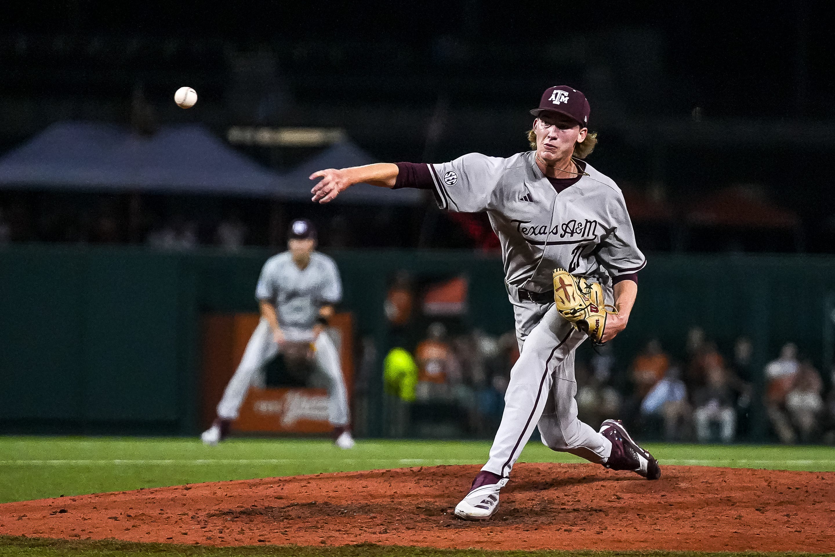 Texas A&M right-handed pitcher announces return for junior year in 2026