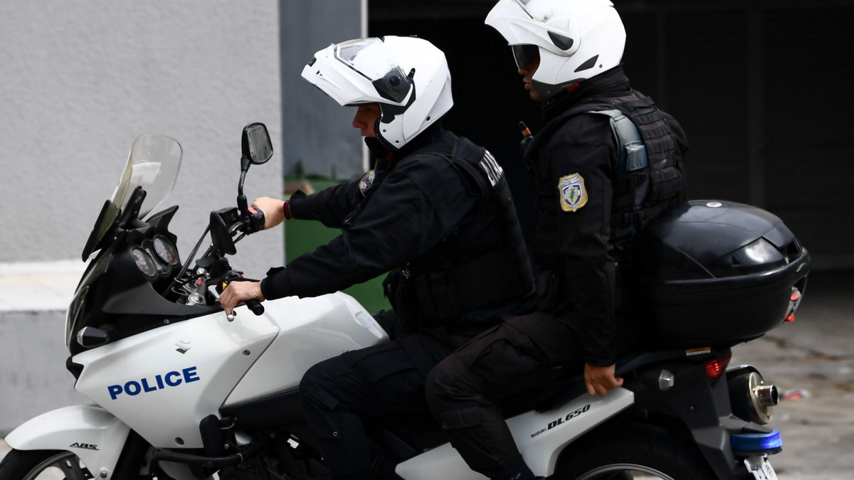 Πάτρα: Ρομά επιτέθηκαν και ξυλοκόπησαν διανομέα φαγητού