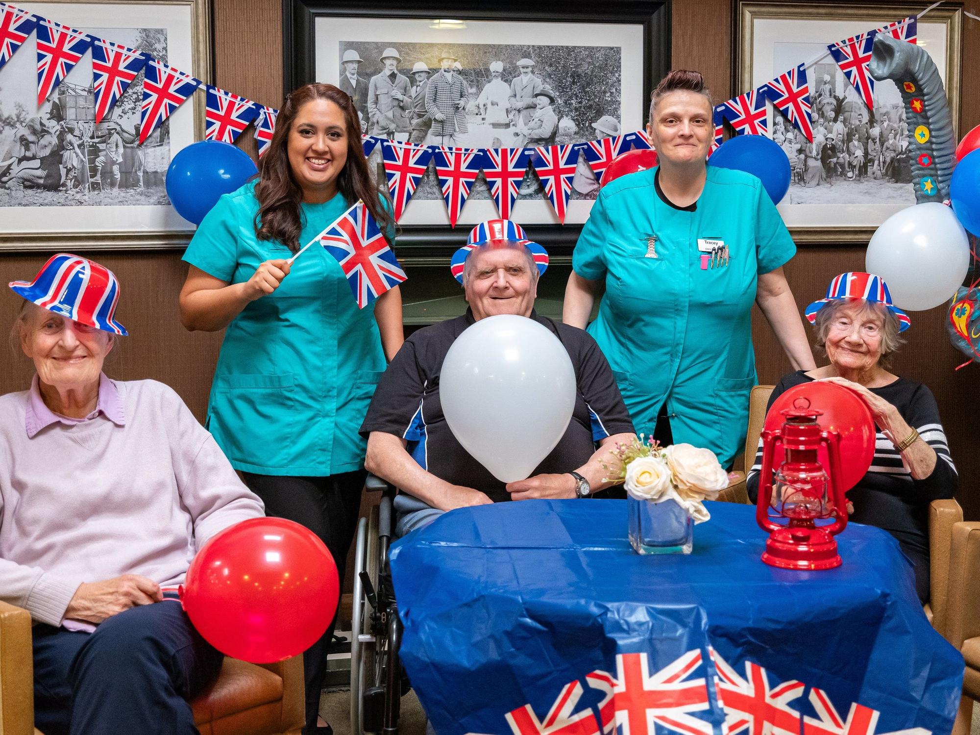 Spirit of the 1940s – East Sussex care homes invite community to honour ...