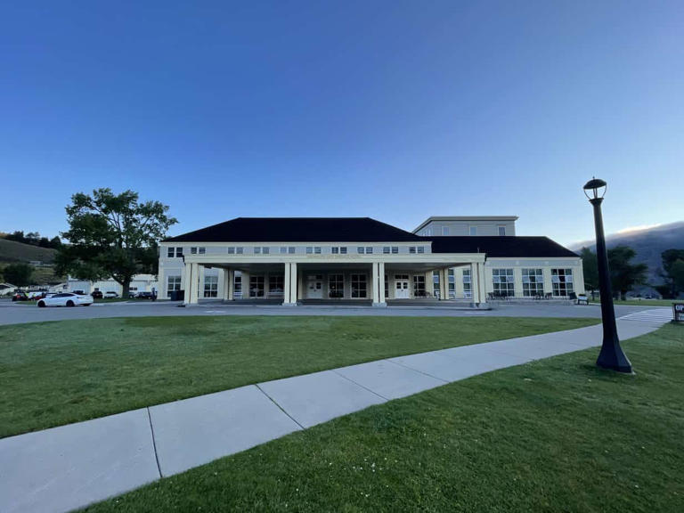 From Fort Yellowstone to the Liberty Cap: 13 Cool Things to Do in ...