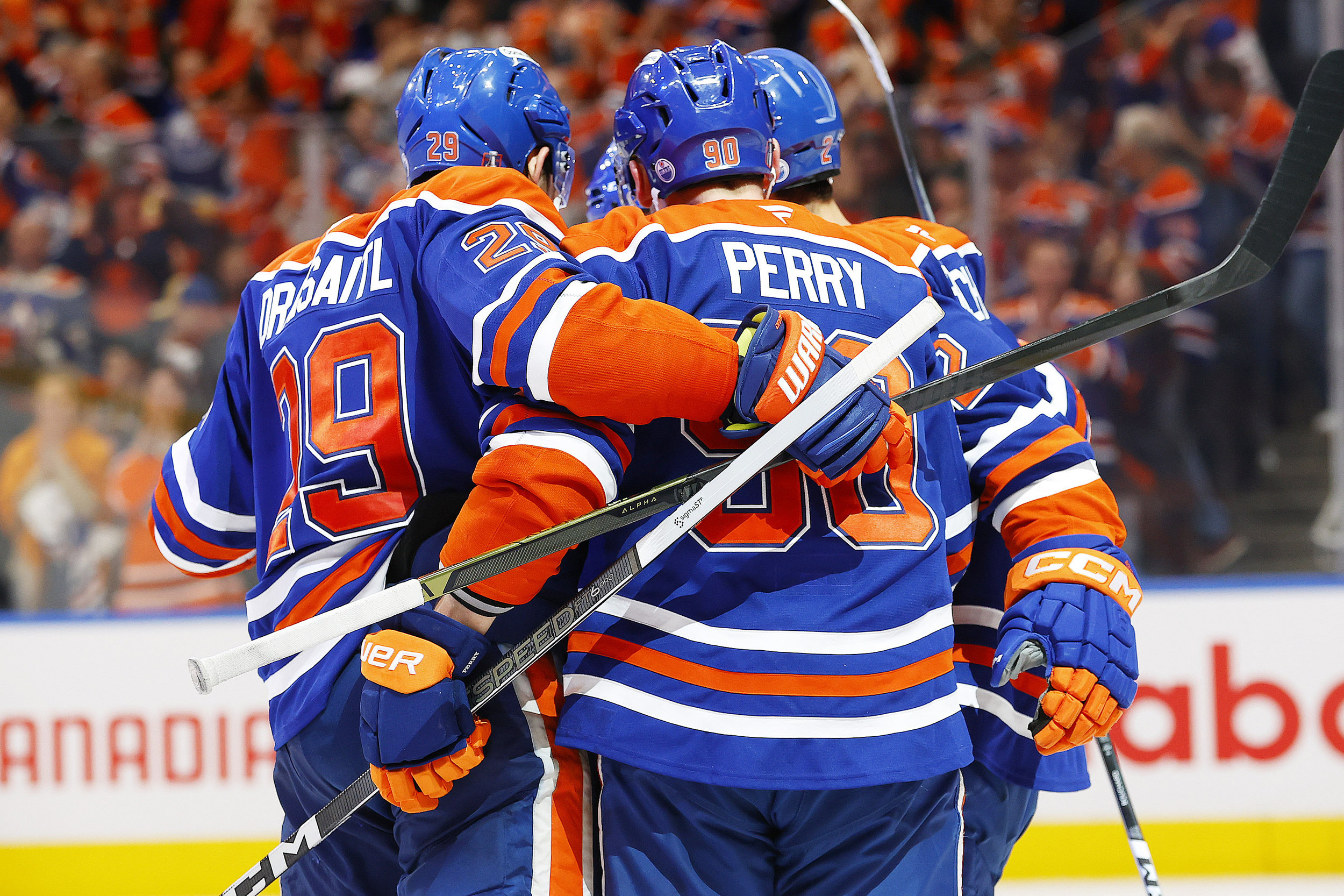 Bouchard Huge in Oilers’ Game 4 Comeback Win Over the Kings