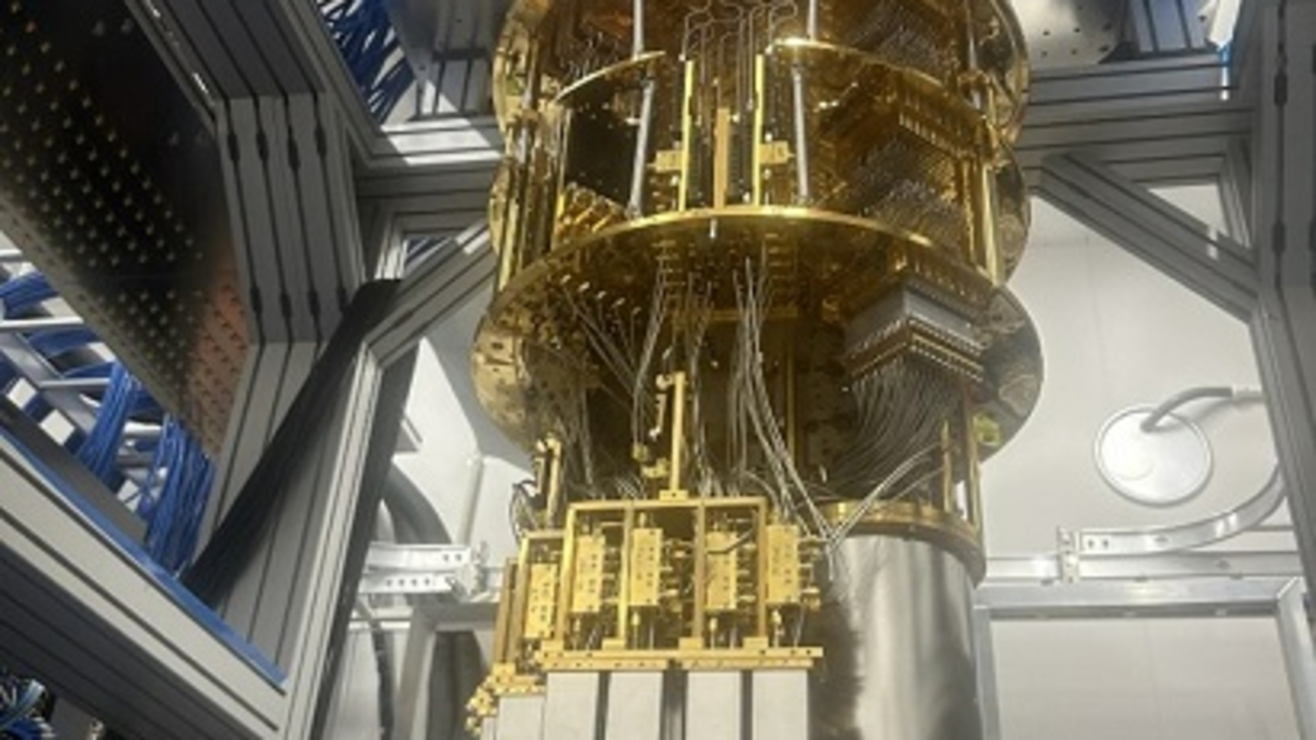 Japan’s new 256-qubit quantum computer unleashes 4X more power than before