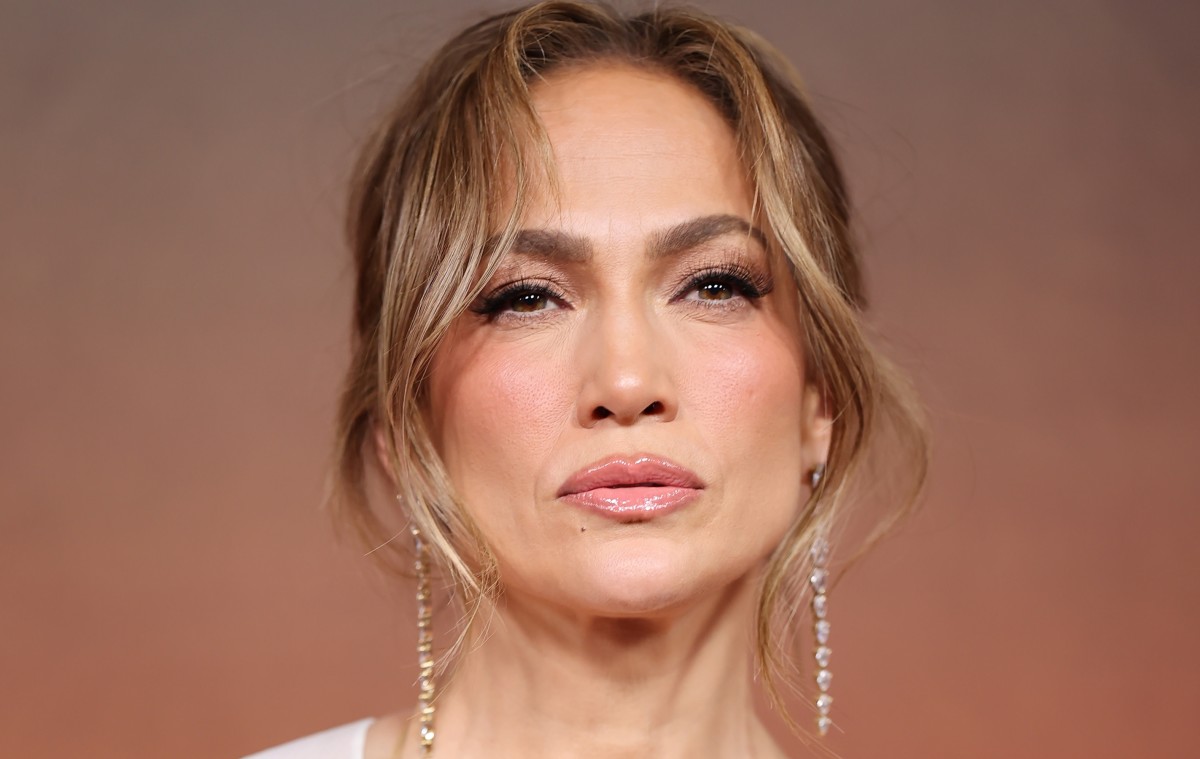 Jennifer Lopez Sends Bold Political Message After Kamala Harris Endorsement