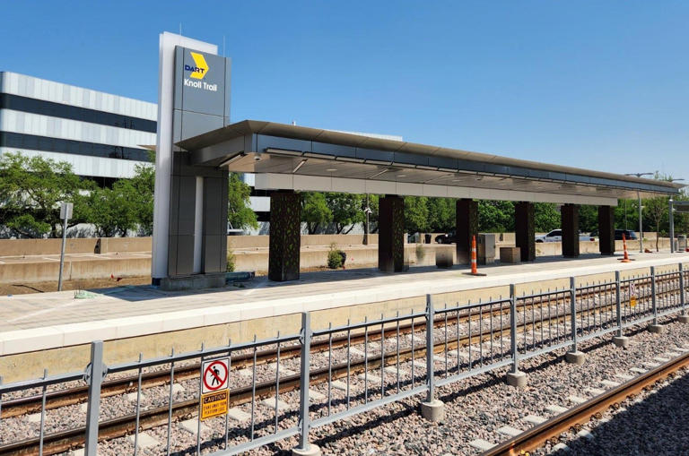 DART begins test runs on new Silver Line from North Dallas to Carrollton
