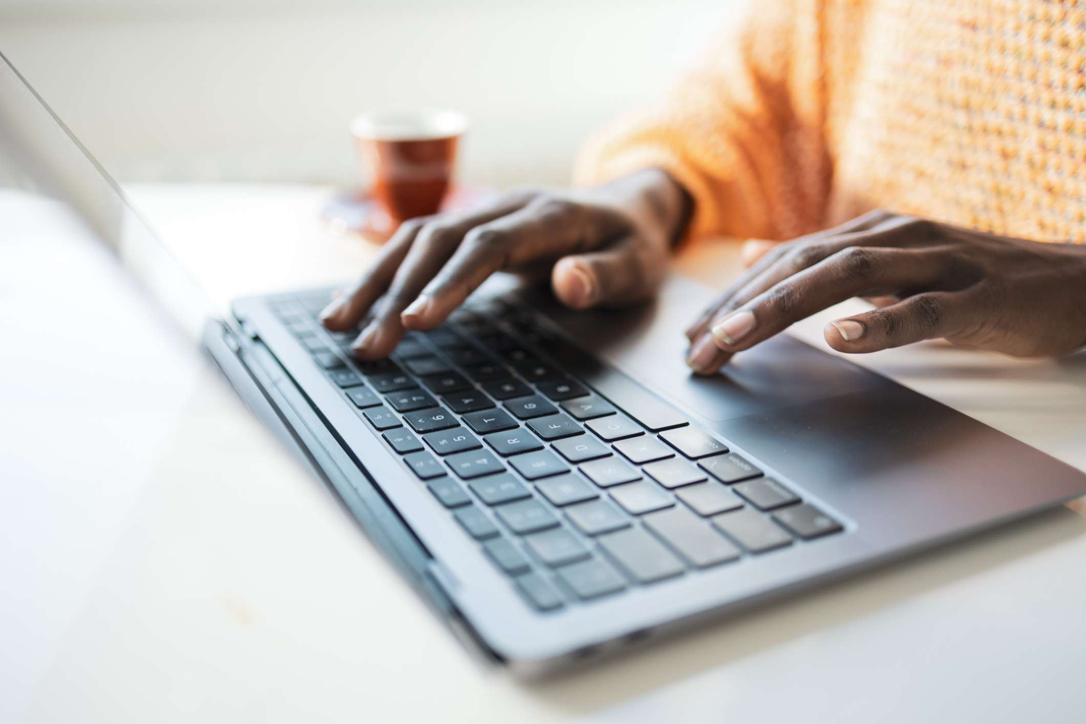 Learn to Effortlessly Drag and Drop on Mac with Step-by-Step Instructions