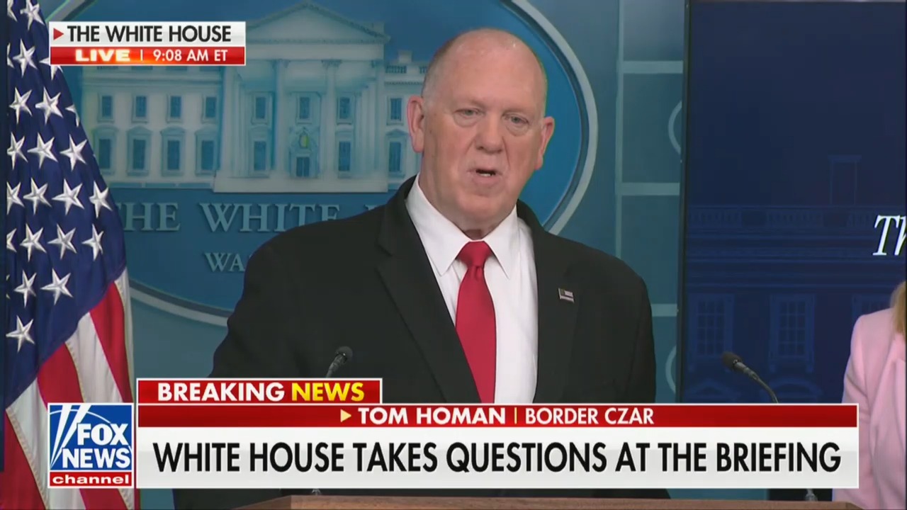 Tom Homan Jokes Migrants ‘Picked the Wrong Person to Steal a Purse From ...