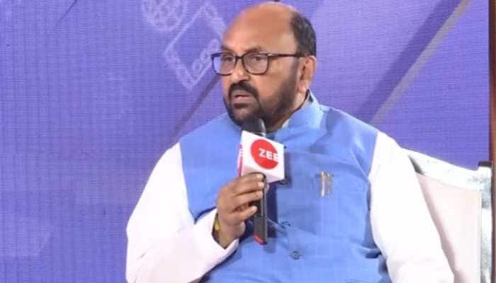 Zee Education Conclave 2025: UP Higher Education Minister Yogendra ...