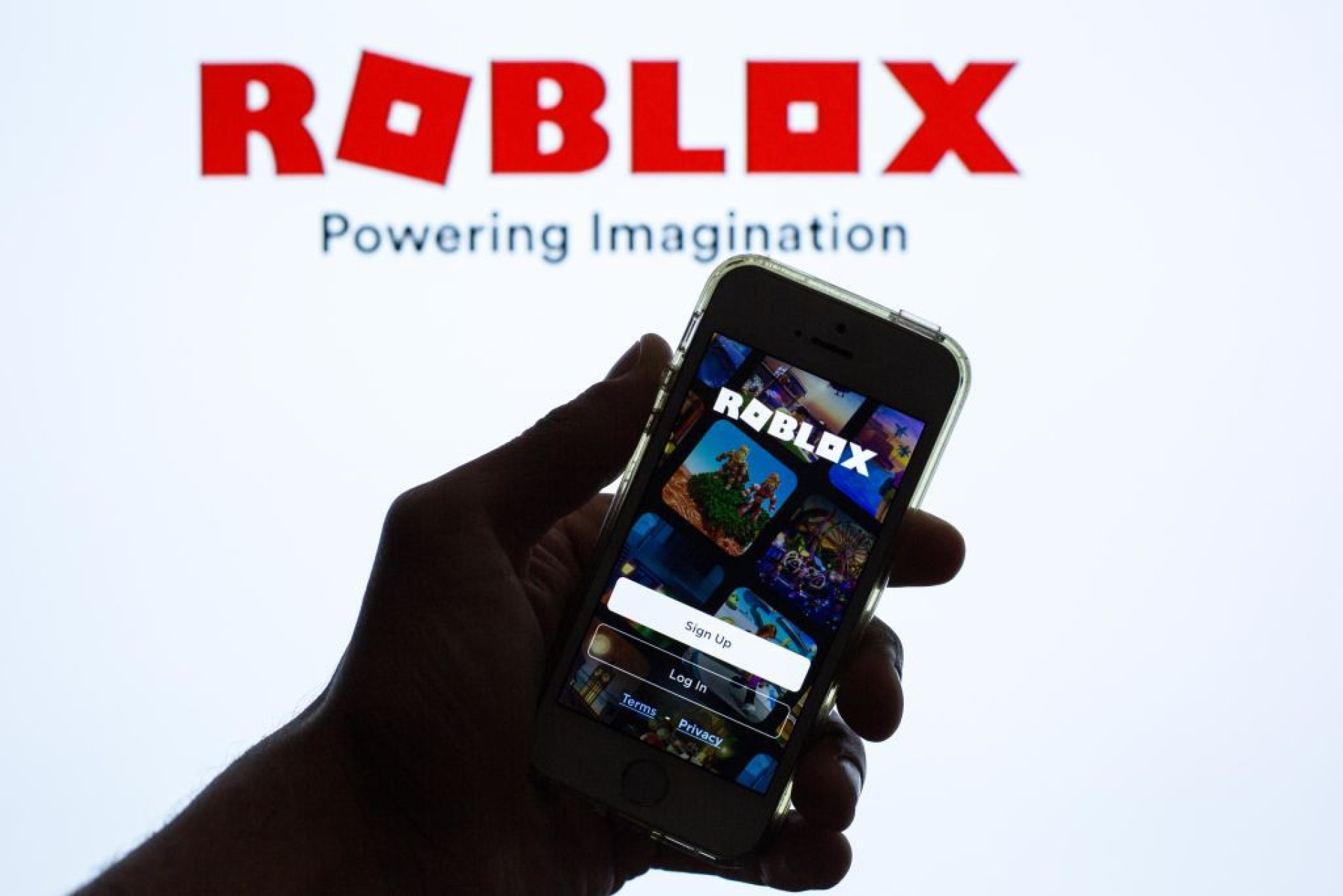 Roblox CEO addresses kids' safety concerns