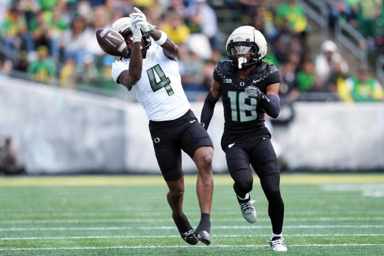 Which players' stock improved most at Oregon football spring game