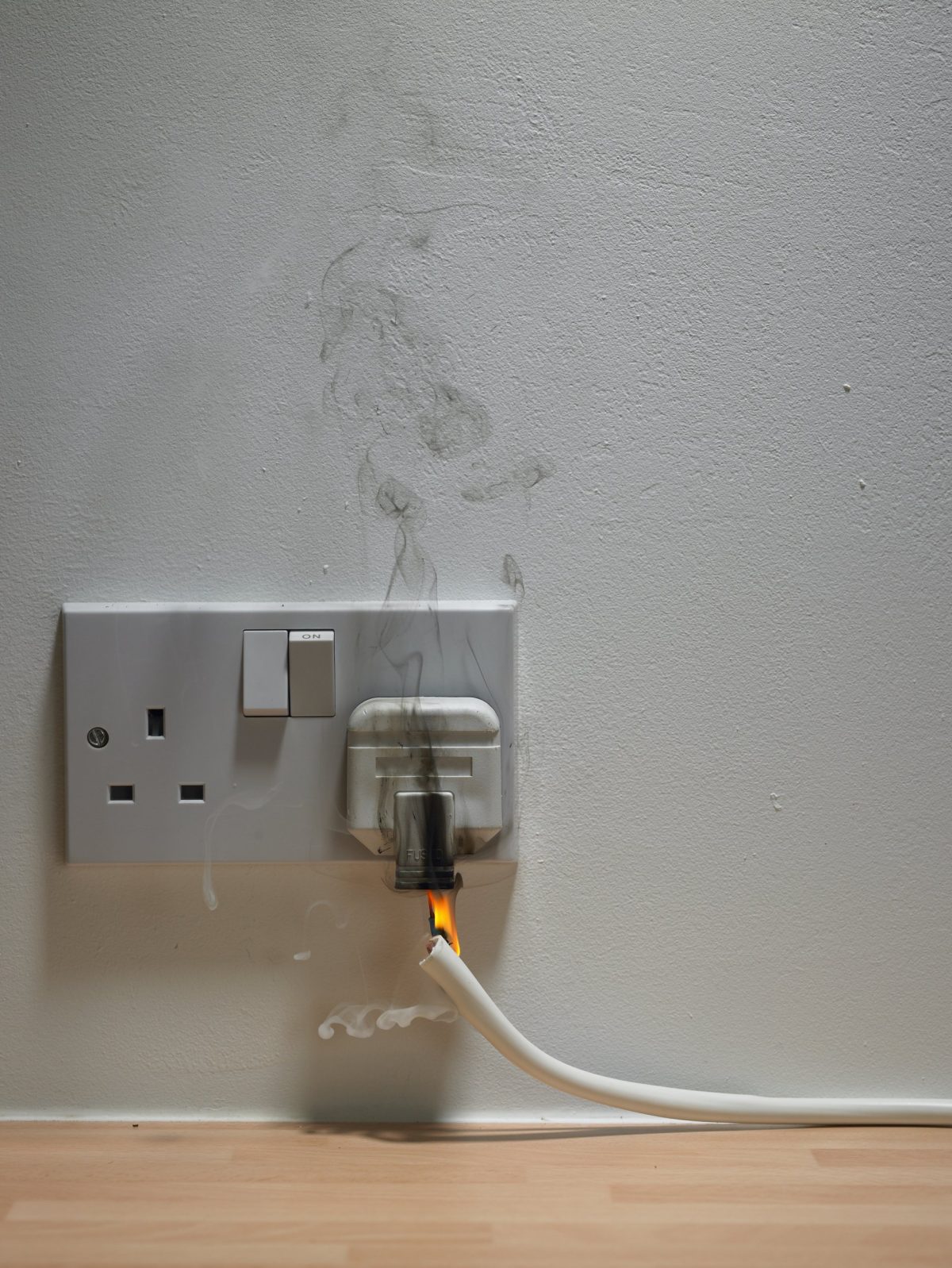 My online ‘eco-plug’ turned out to be illegal and unsafe – what can I do?