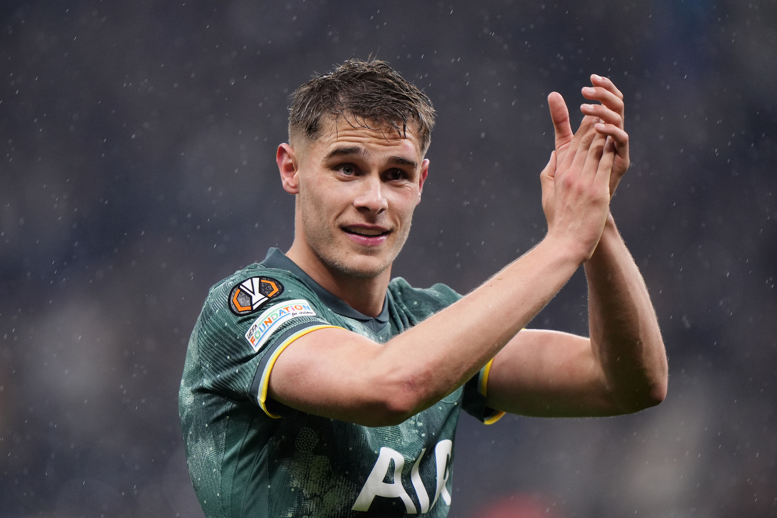 TTLB Opinion: Should Tottenham be worried about Van de Ven to Real ...