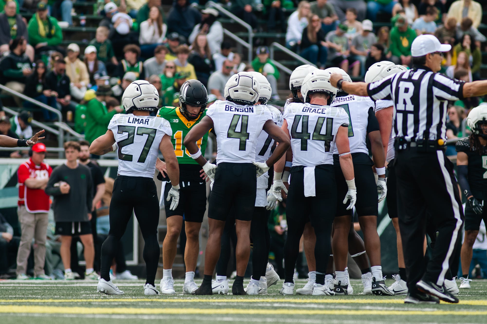 Predicting Oregon football defensive depth chart after Ducks' spring game