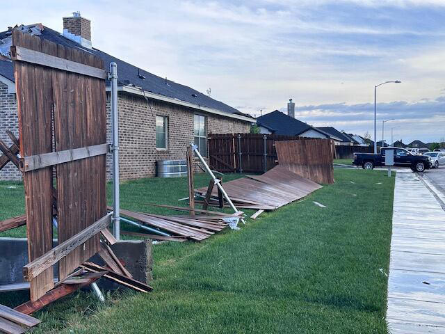 Tornado damages subdivision in Canyon