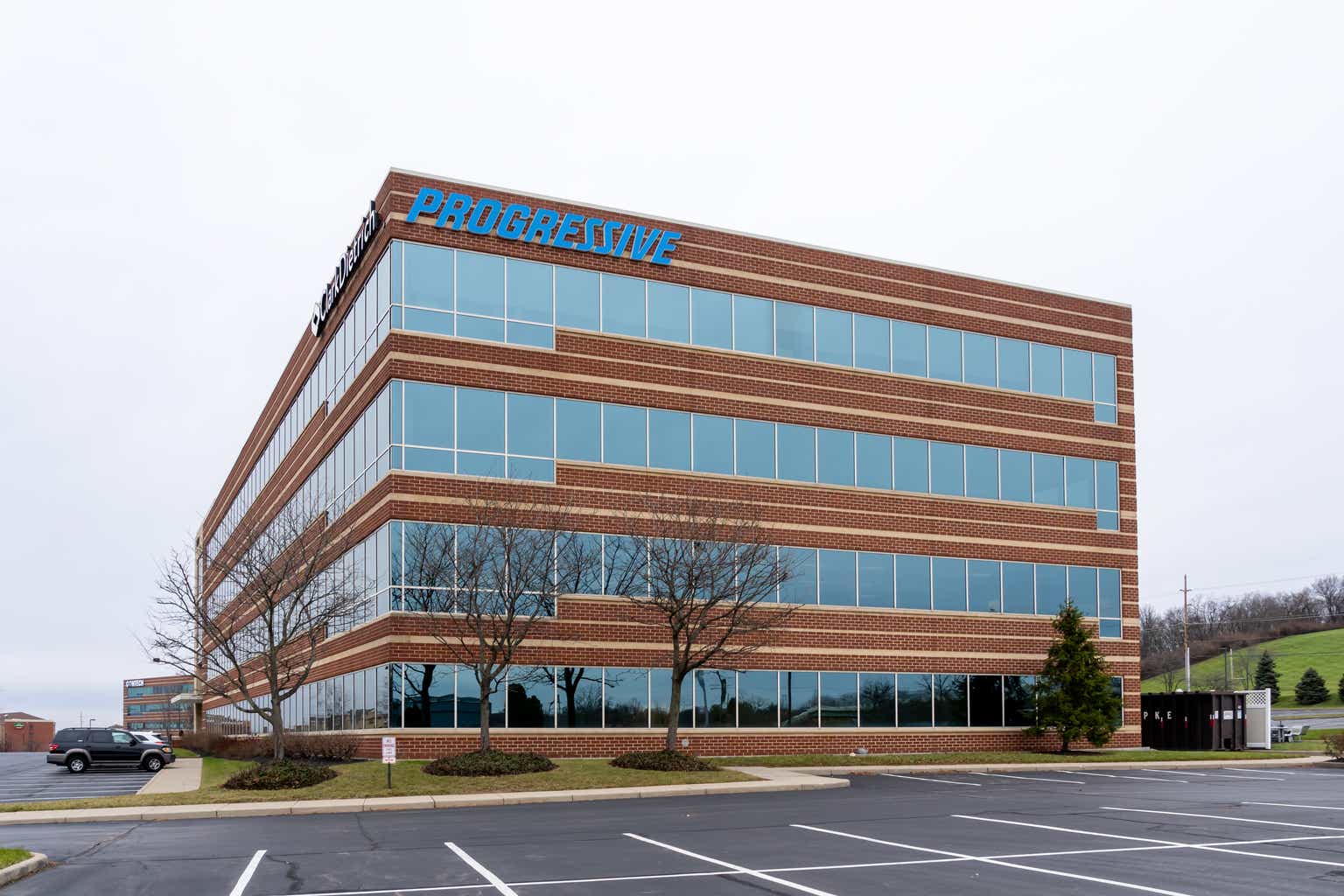 Progressive stock sinks after Q3 earnings hurt by charge on excess ...