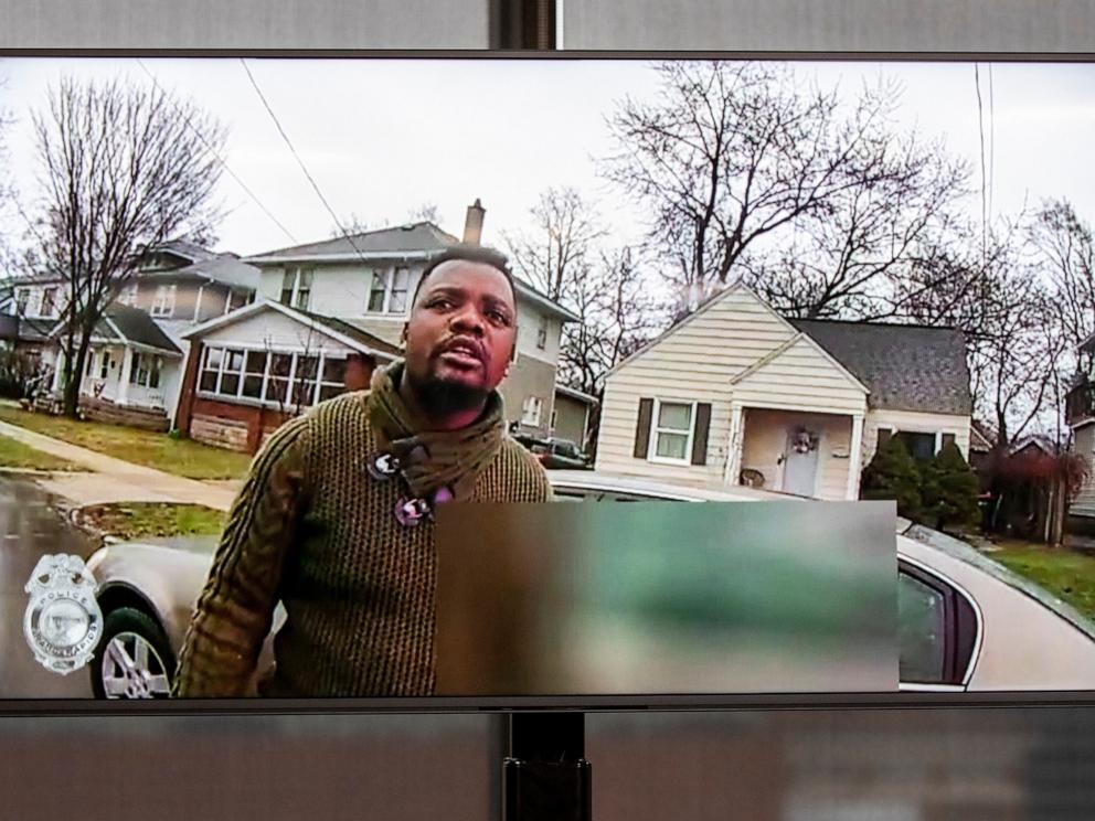 Stun gun at center of ex-officer's murder trial in fatal shooting of ...