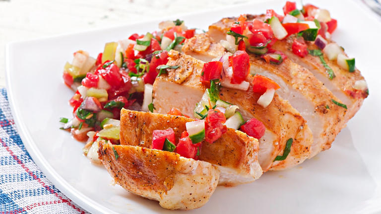 Why Pouring Salsa Over Chicken Is A Game Changer