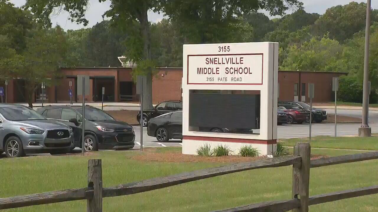 2 students face charges after gun, ammunition found at Snellville ...