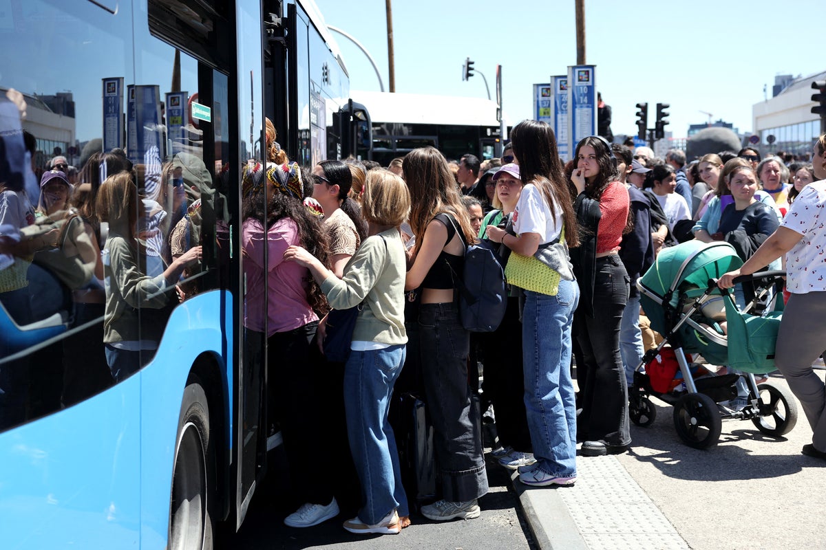 Spain and Portugal hit by nationwide power outages