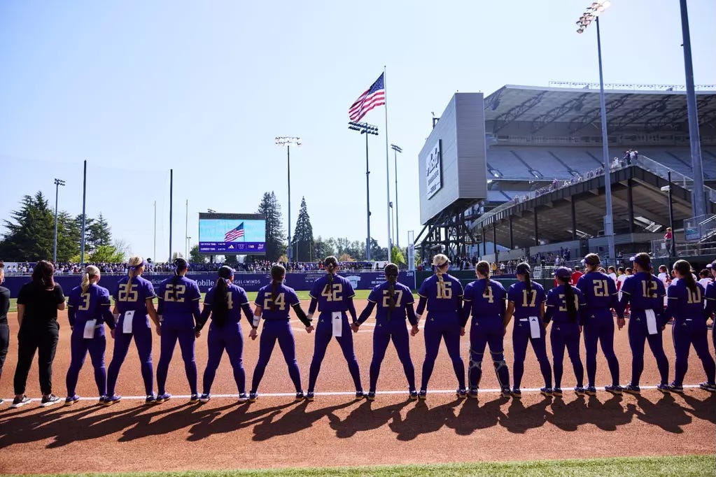 Washington Softball extends its streak of NCAA Tournament appearances to 31