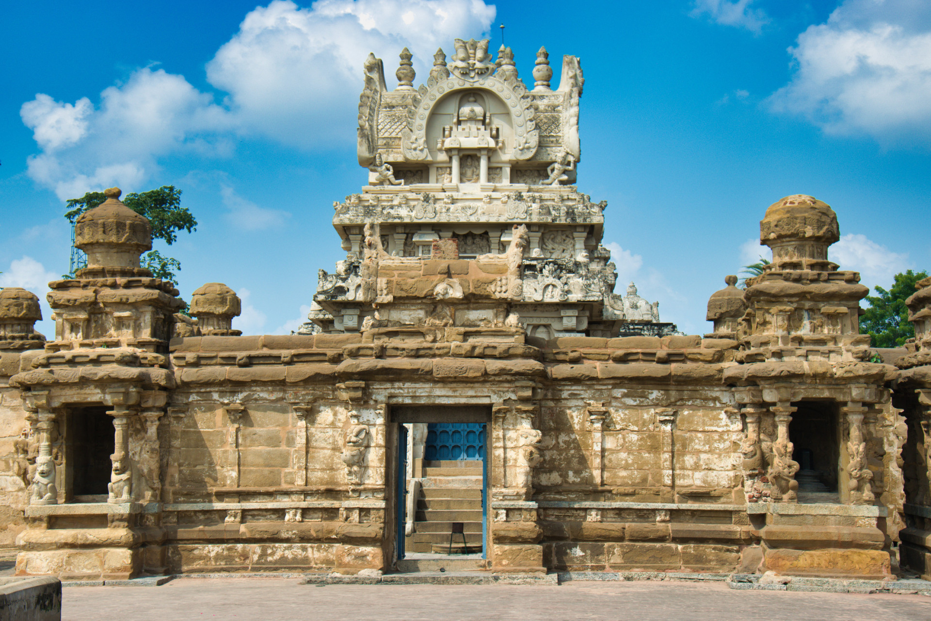 Incredible Hindu temples: architecture of exquisite beauty