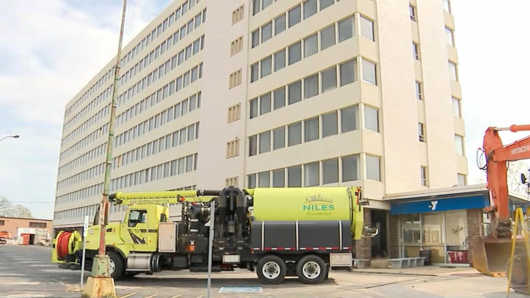 Niles demolishes ‘Leaning Tower' YMCA building to make way for shopping ...