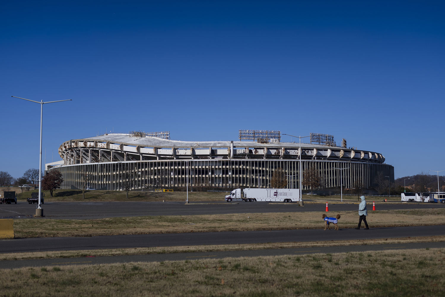 Commanders and Washington agree to a deal to build at RFK Stadium site ...