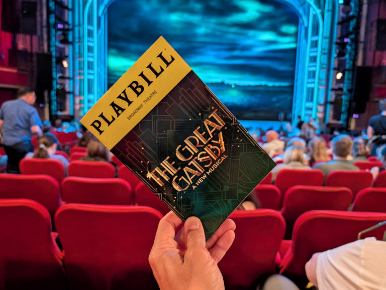 Seeing the Great Gatsby on Broadway: an awesome new show that's beautiful