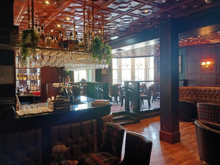 Glasgow Bars: 12 of Glasgow city centre's best pubs for after work pints