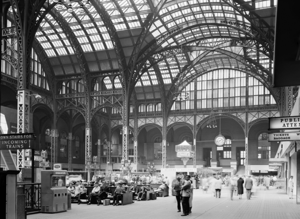 21 Vintage Photos That Reveal Old Penn Station’s Grandeur