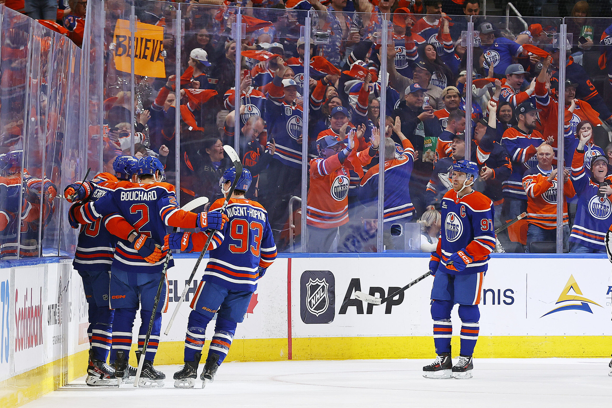 Oilers experience on full display in Game 4 comeback win over Kings