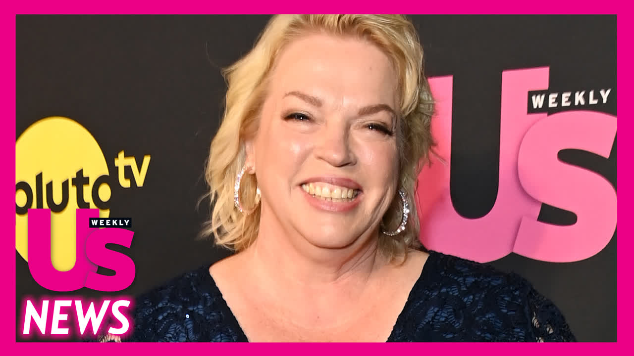 Sister Wives’ Janelle Says ‘Diesel Jeans Model’ Robyn Missed ‘Starving ...