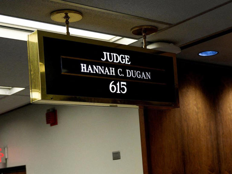 Reserve judge to handle cases of Milwaukee judge arrested by FBI