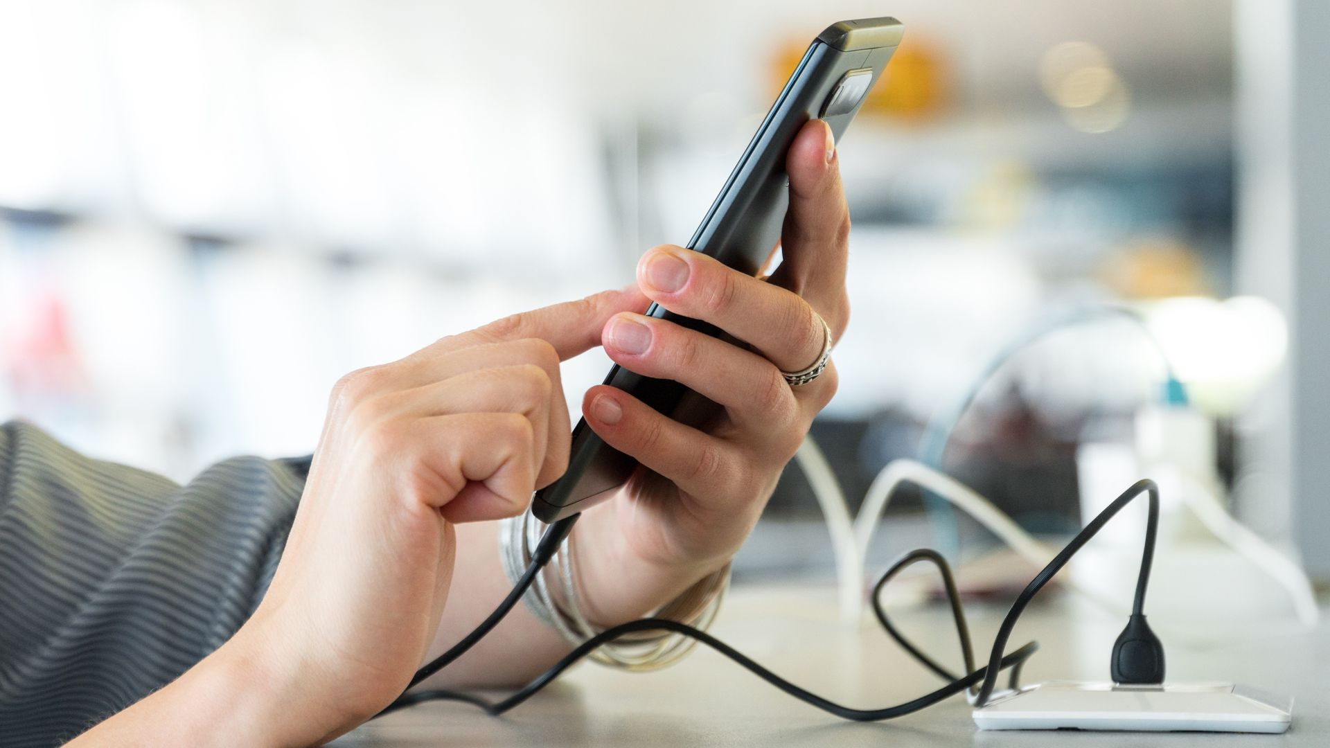 New ChoiceJacking attack lets hackers steal data from your phone using public chargers — how to ...