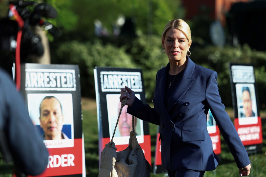 Trump could pull funds from sanctuary states, cities under House GOP ...