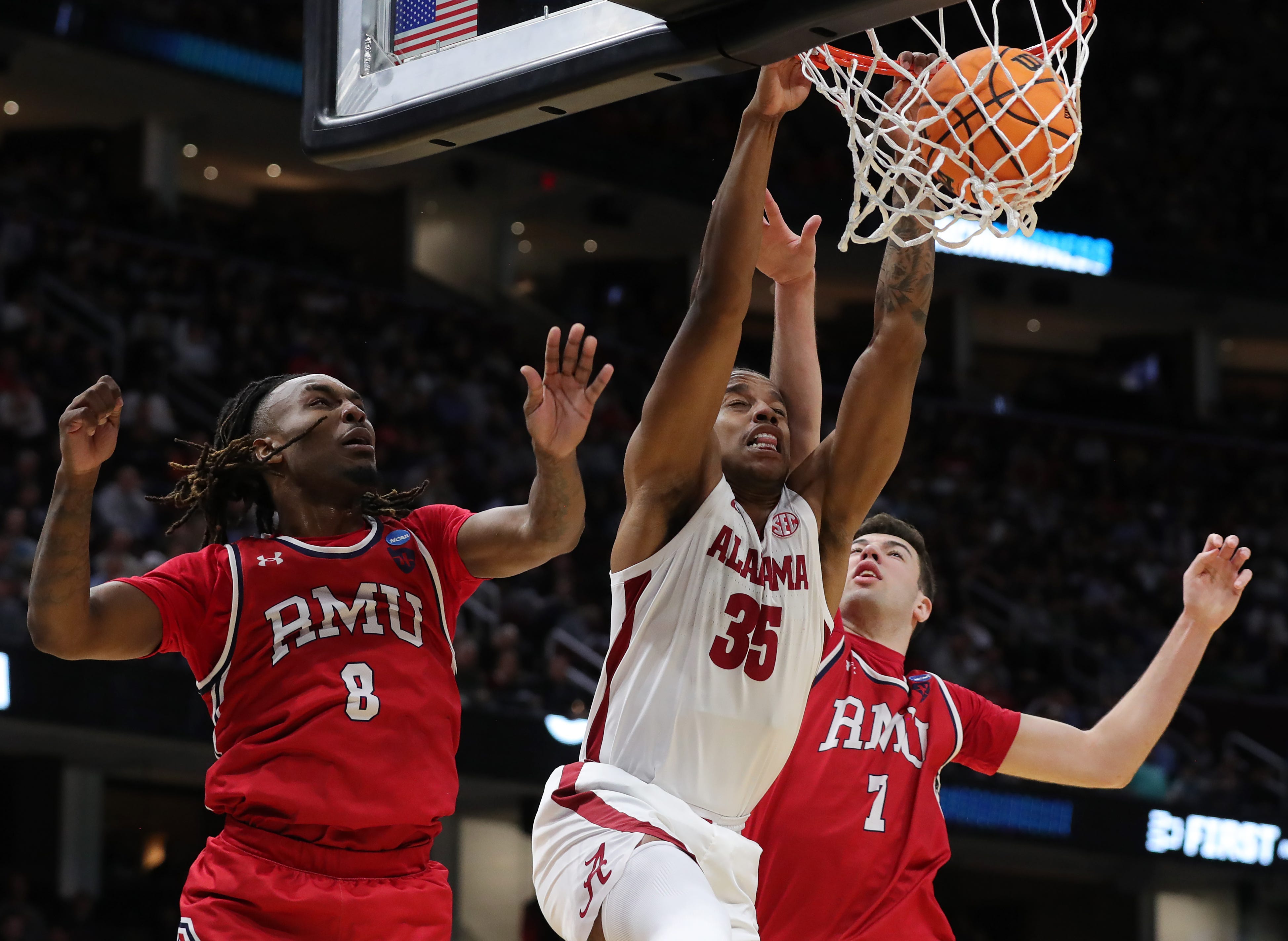 Former 5-Star prospect commits to Porter Moser and Oklahoma Sooners