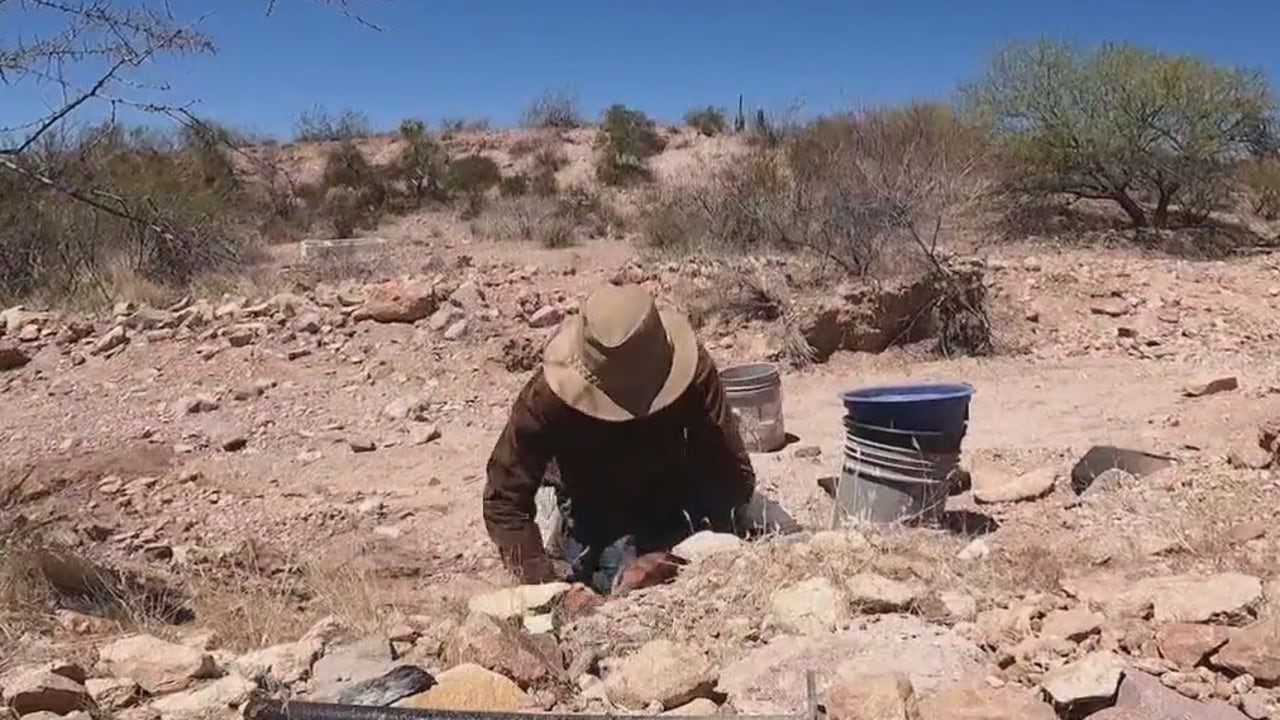 Hunting for gold with an Arizona prospector