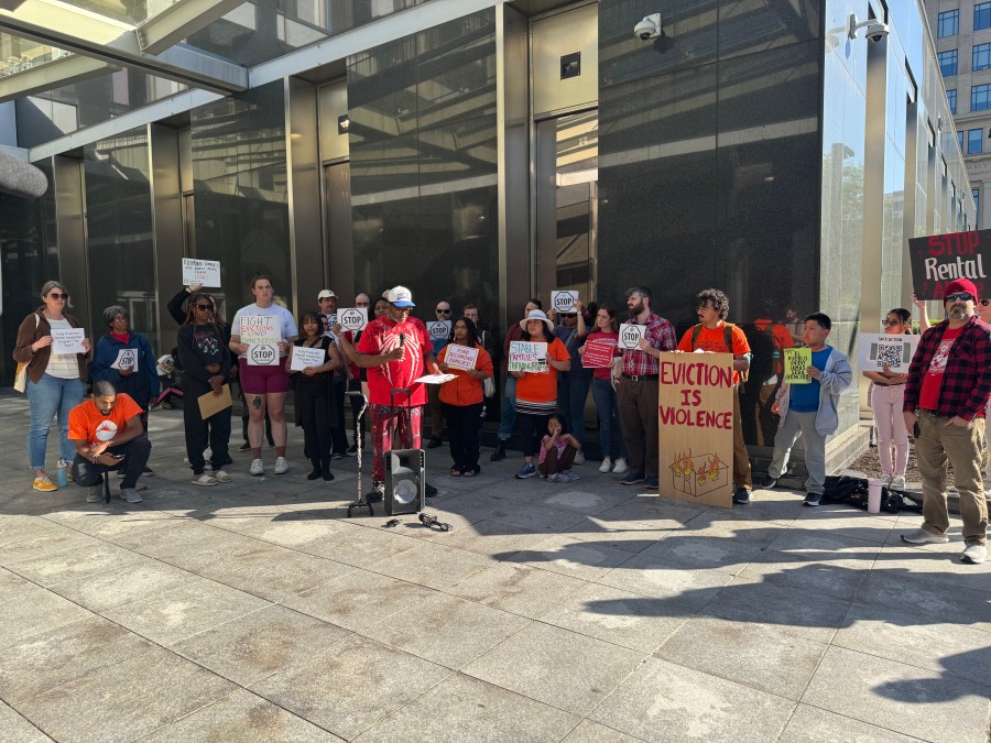 ‘I want a livable living situation’: Richmond tenants push for Rental ...