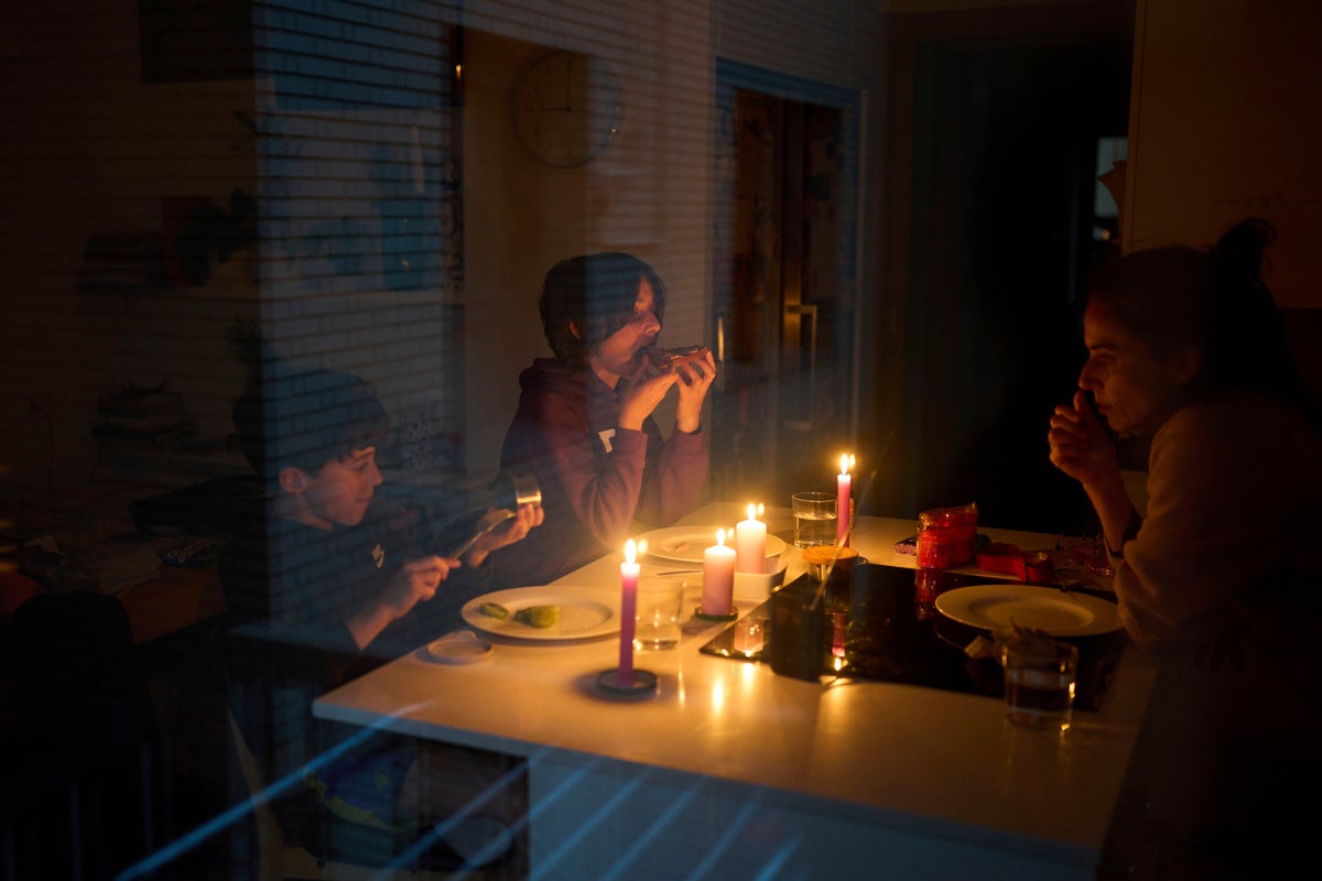 Did Spain’s push for renewable energy have any impact on its mass power ...