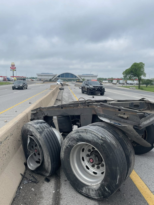 OHP responds to crash on Will Rogers Turnpike